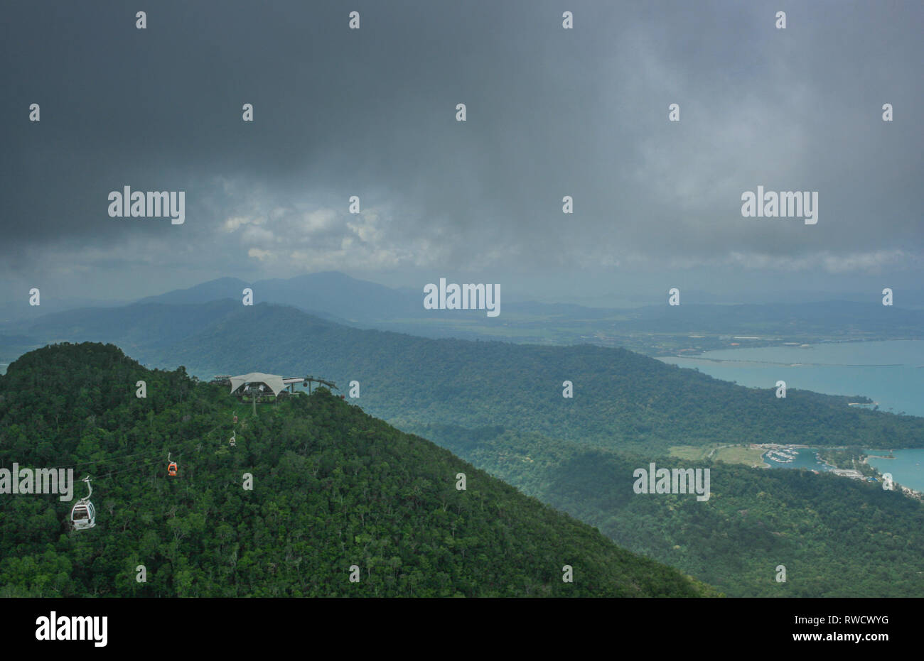 Langkawi SkyCab, Gunung Machinchang, Langkawi, Malaysia Stock Photo - Alamy