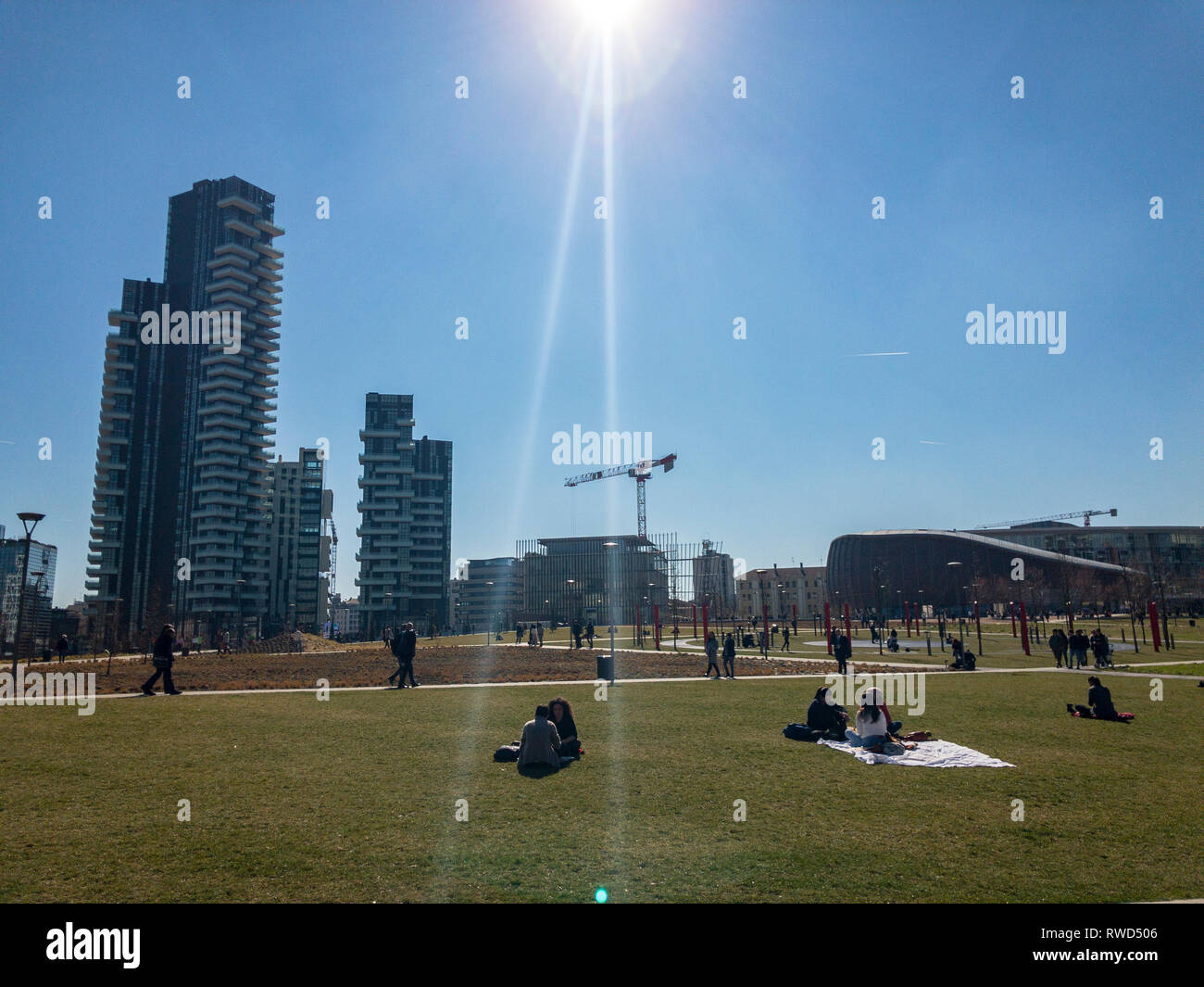 Solaria tower, Milan, Porta Nuova skyscraper residences, tallest ...