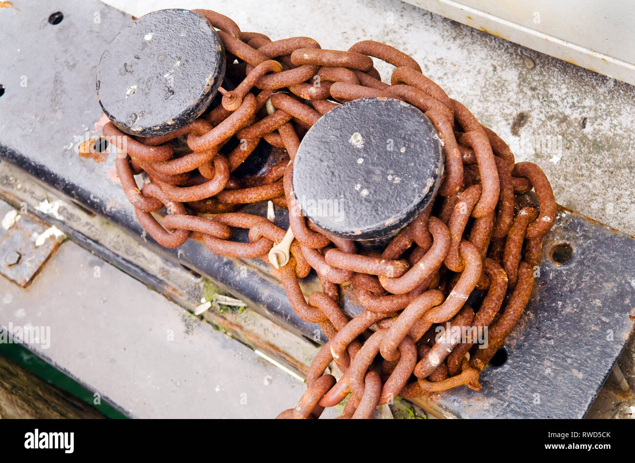 Mooring piling hi-res stock photography and images - Alamy