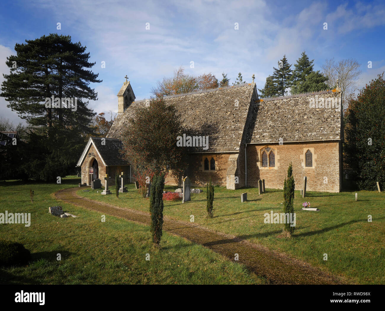 The exterior of St. Lawrence’ Curch, Tubney, Oxfordshire Stock Photo ...