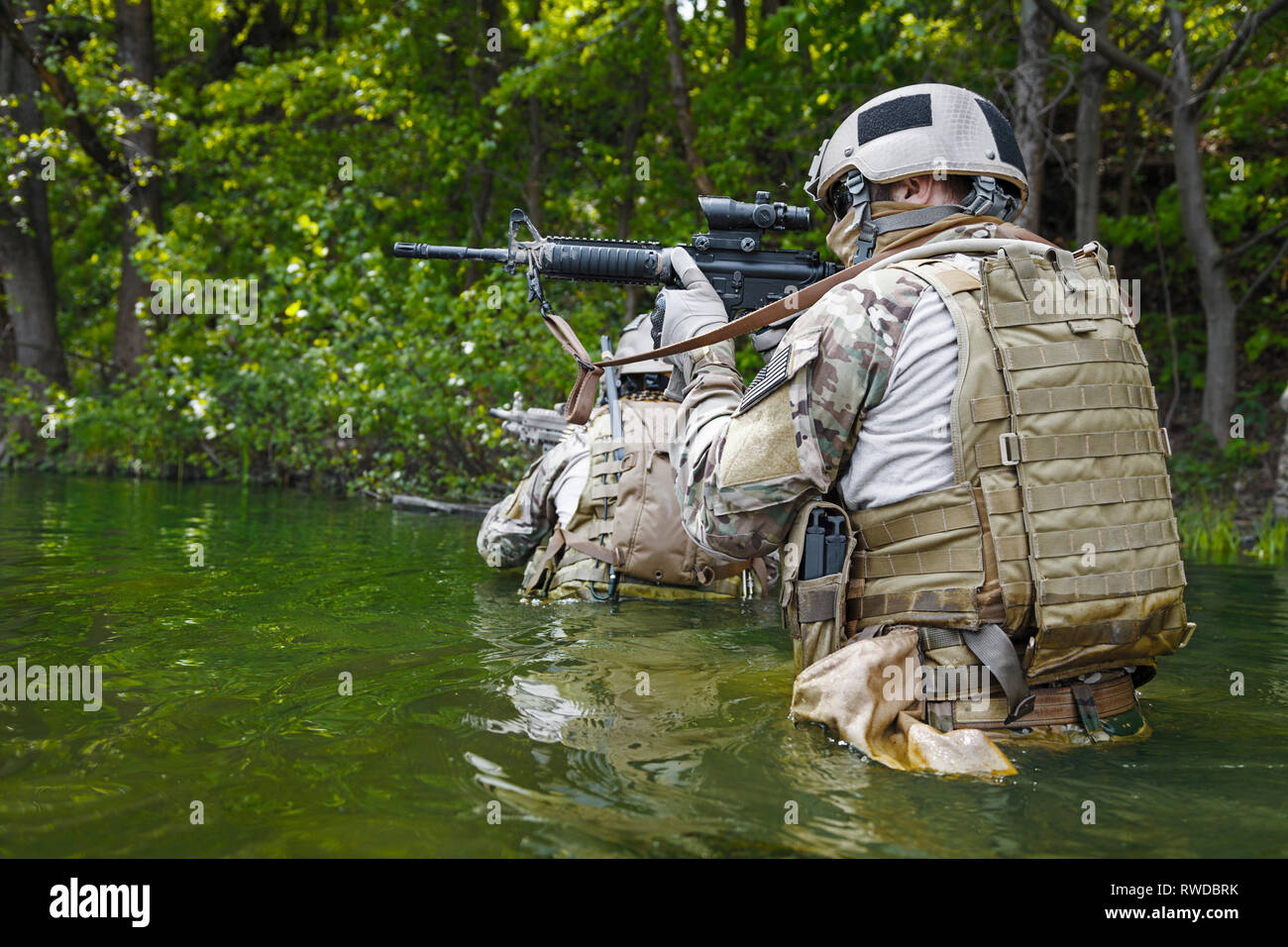 Green Berets U.S. Army Special Forces Group soldiers in action Stock ...