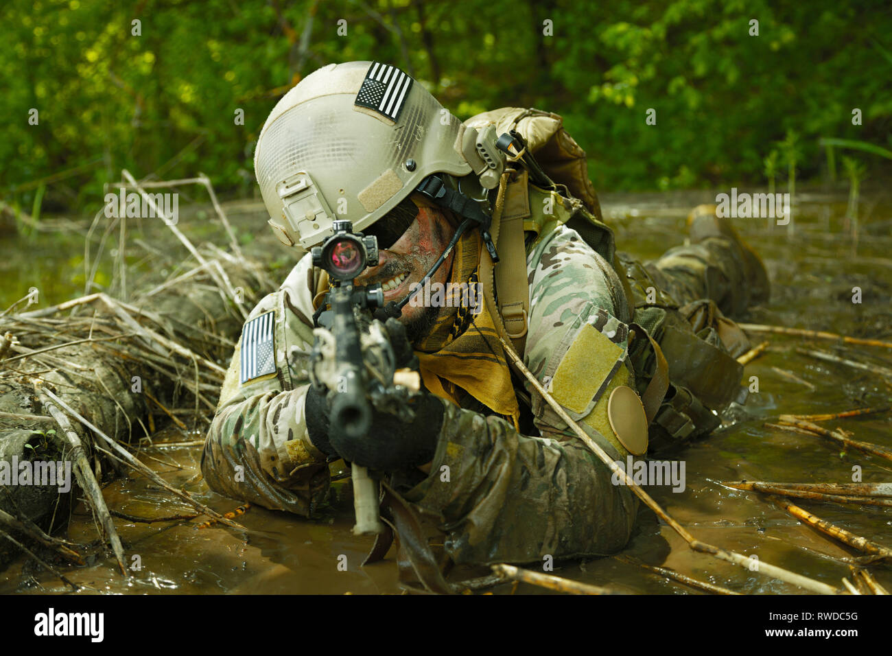 Green Berets U.S. Army Special Forces Group soldier in action Stock ...