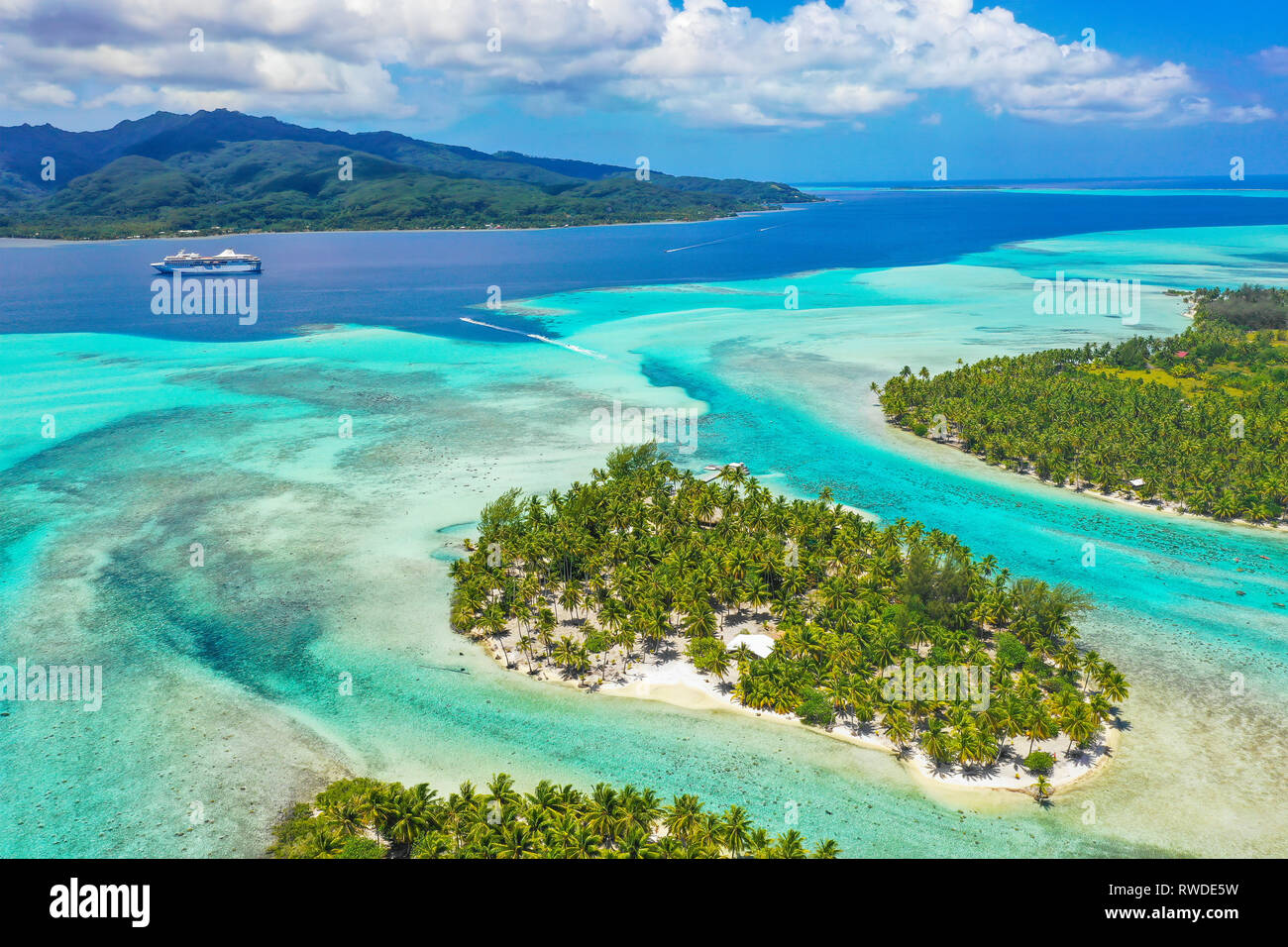 Motu Mahana, Island, Tahaa, French Polynesia, South Pacific Stock Photo ...