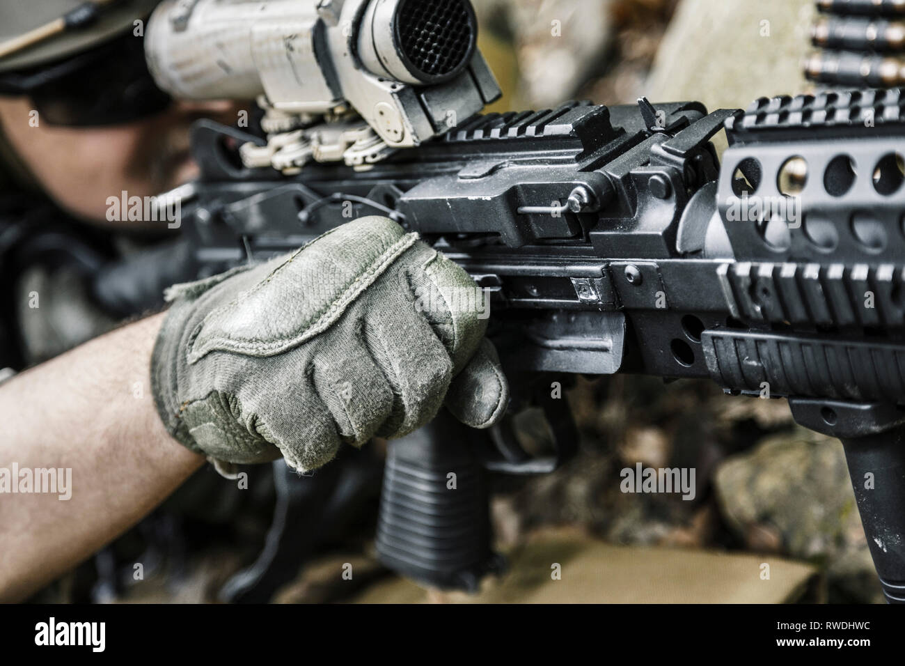 United States Army ranger machine gunner in the forest Stock Photo - Alamy