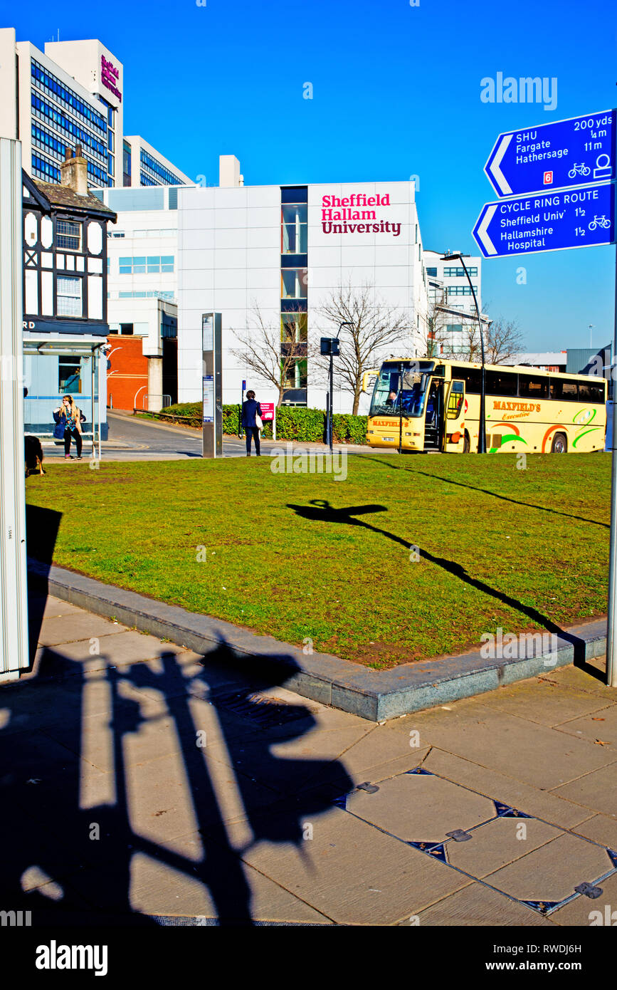 Sheffield hallam university hi-res stock photography and images - Alamy