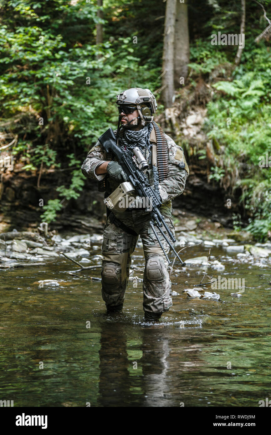 United States Army ranger in the mountains Stock Photo - Alamy