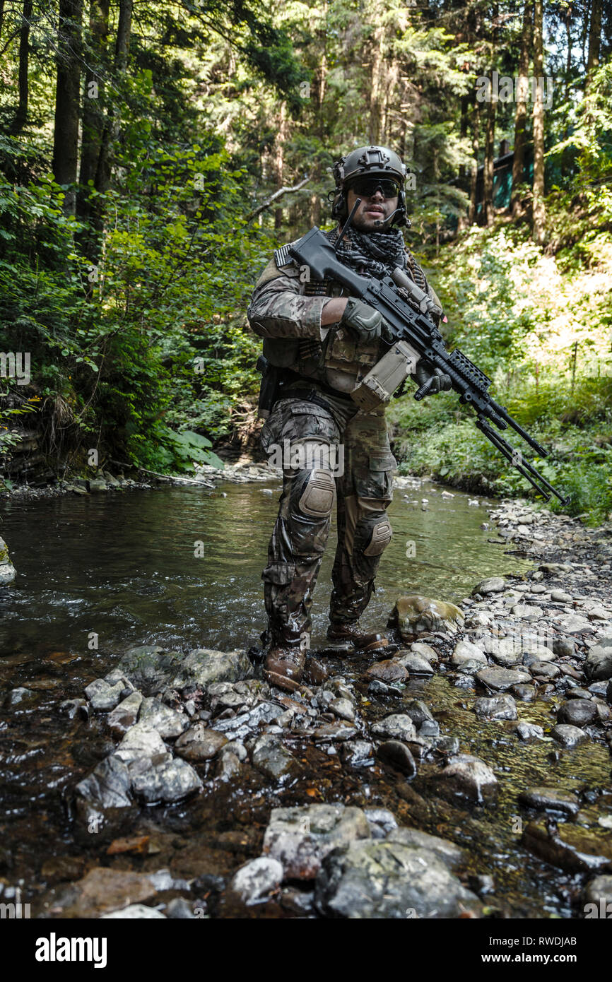 United States Army ranger in the mountains Stock Photo - Alamy