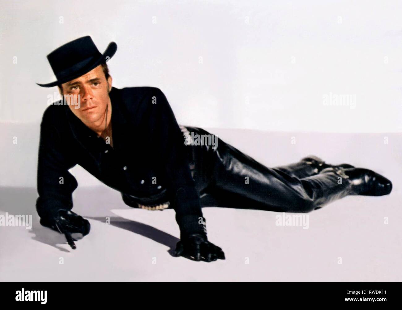 DIRK BOGARDE, THE SINGER NOT THE SONG, 1961 Stock Photo - Alamy