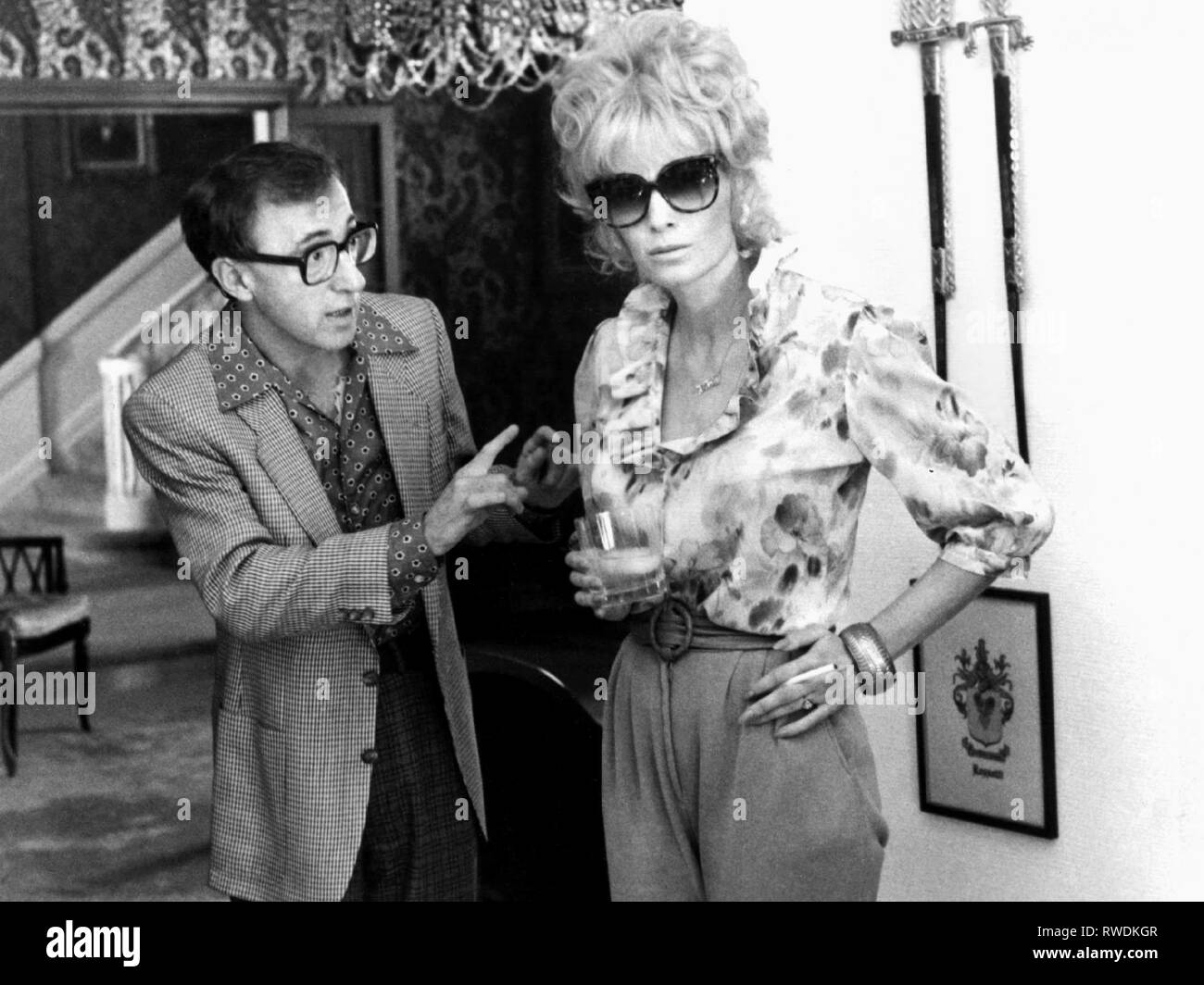 ALLEN,FARROW, BROADWAY DANNY ROSE, 1984 Stock Photo - Alamy