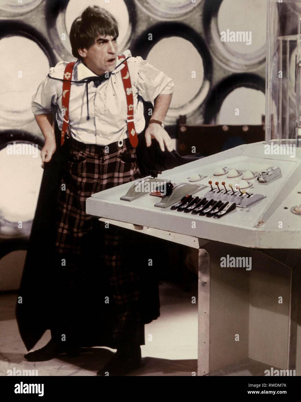 Patrick Troughton Tardis Doctor Who: The Two Doctors (Review) | The