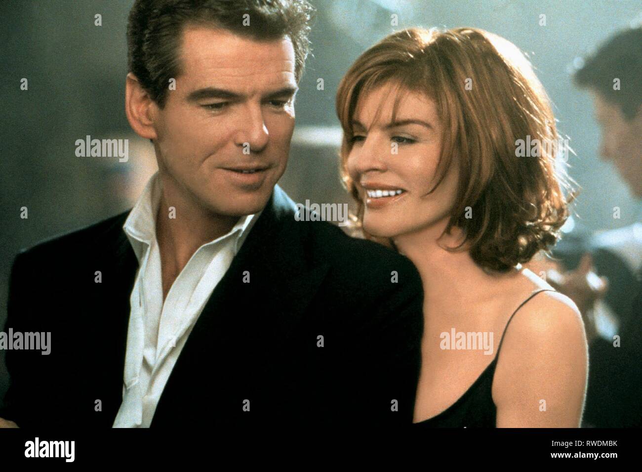The Thomas Crown Affair 1999 Pierce Brosnan Stock Photos & The Thomas ...