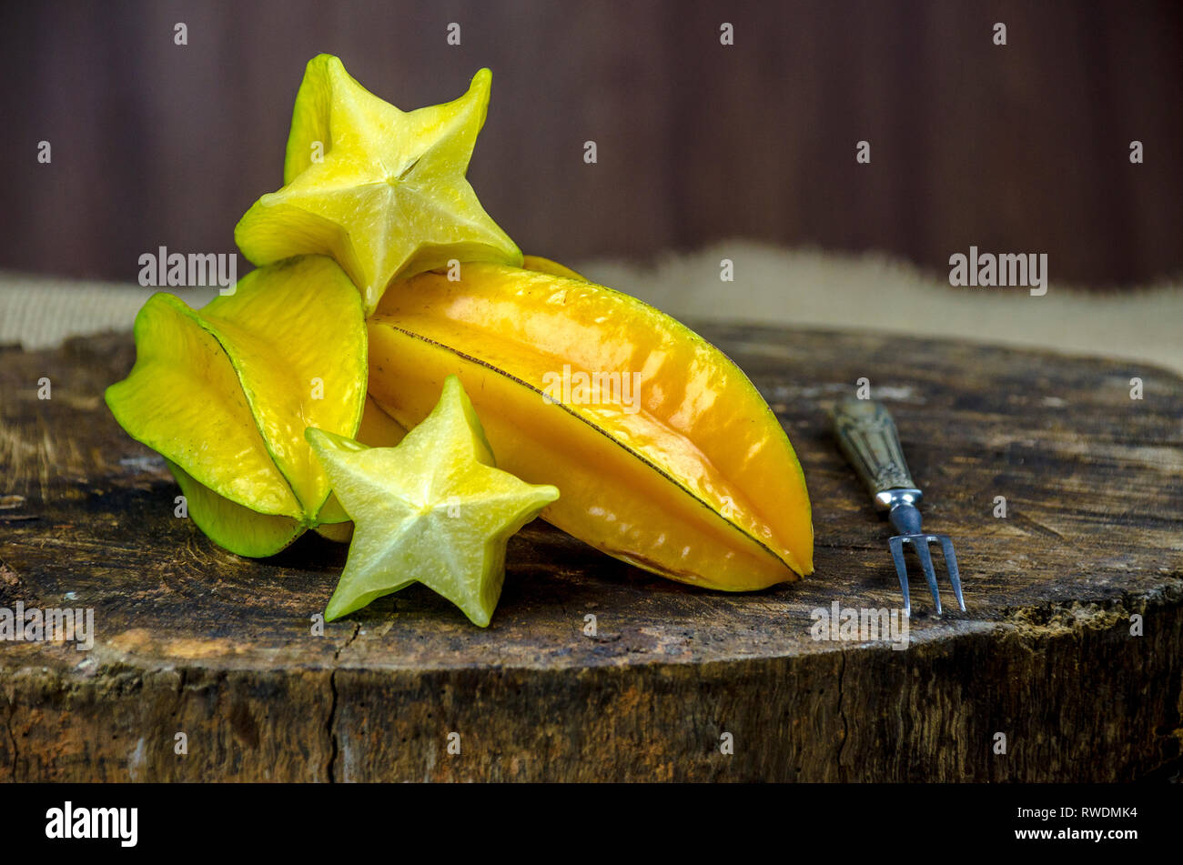 Star fruits hi-res stock photography and images - Alamy
