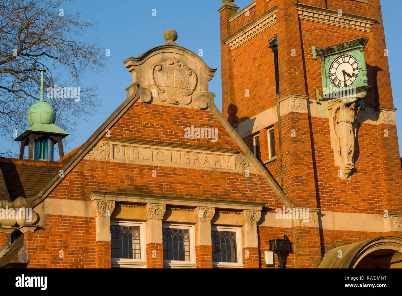 American philanthropist hi-res stock photography and images - Alamy