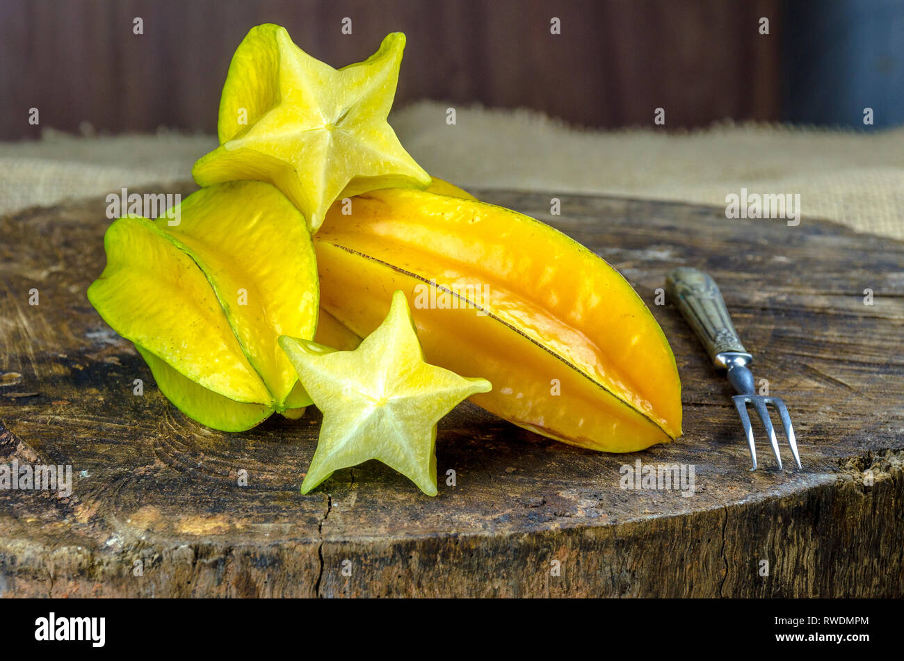 Star fruits hi-res stock photography and images - Alamy