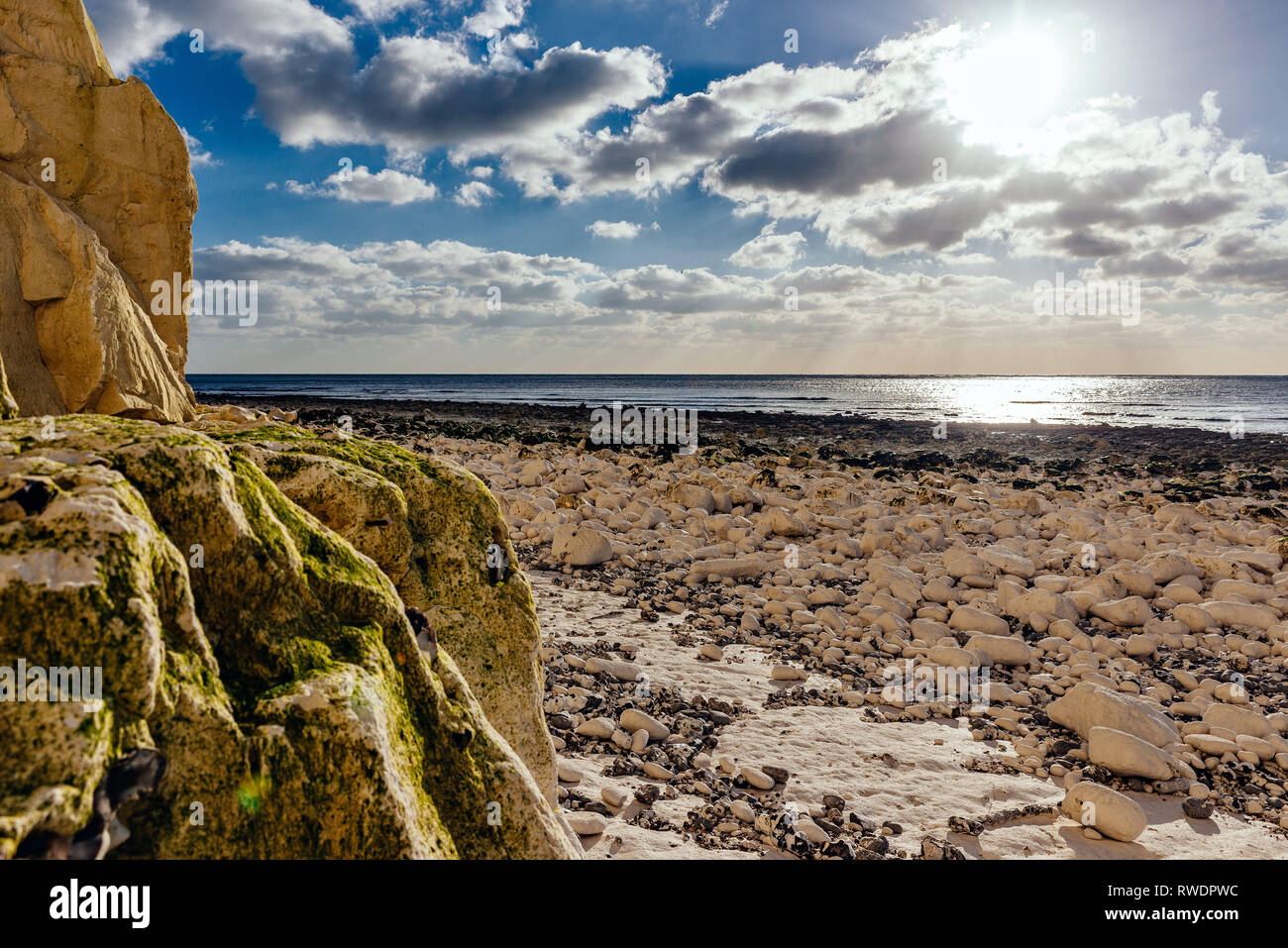 Beach calm relax hi-res stock photography and images - Alamy
