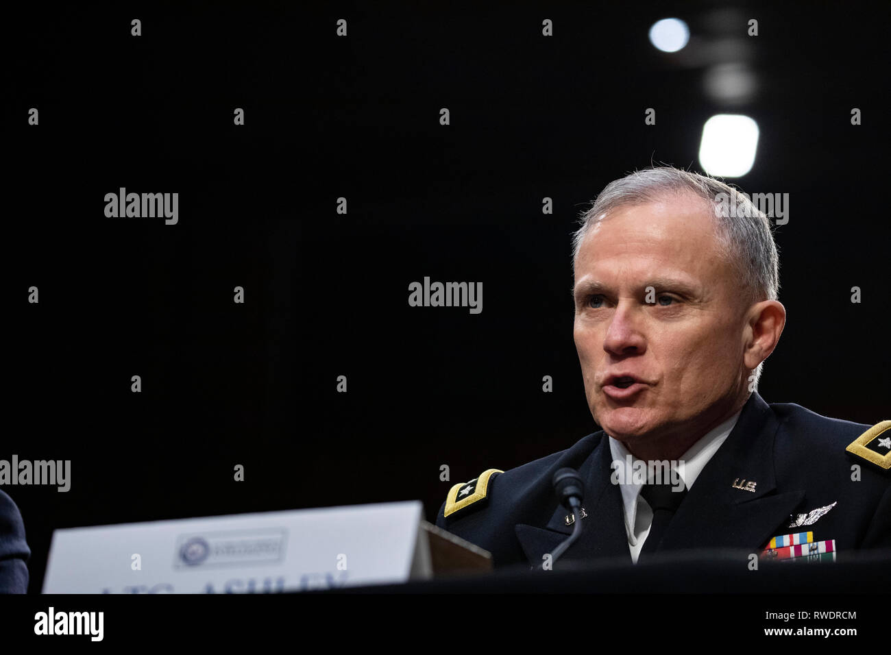 Agency senate hi-res stock photography and images - Alamy