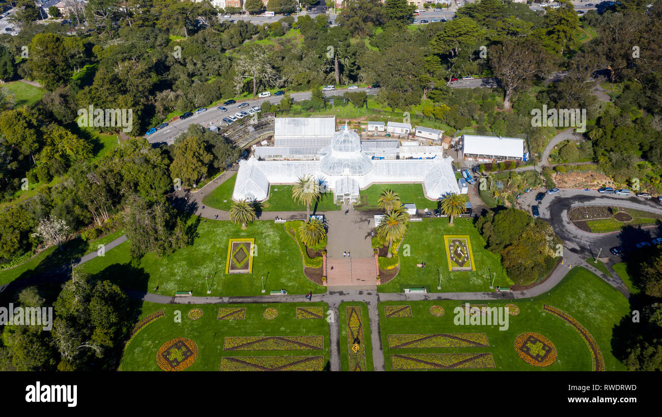 Conservatory of Flowers, Botanical Garden, Golden Gate Park, San ...