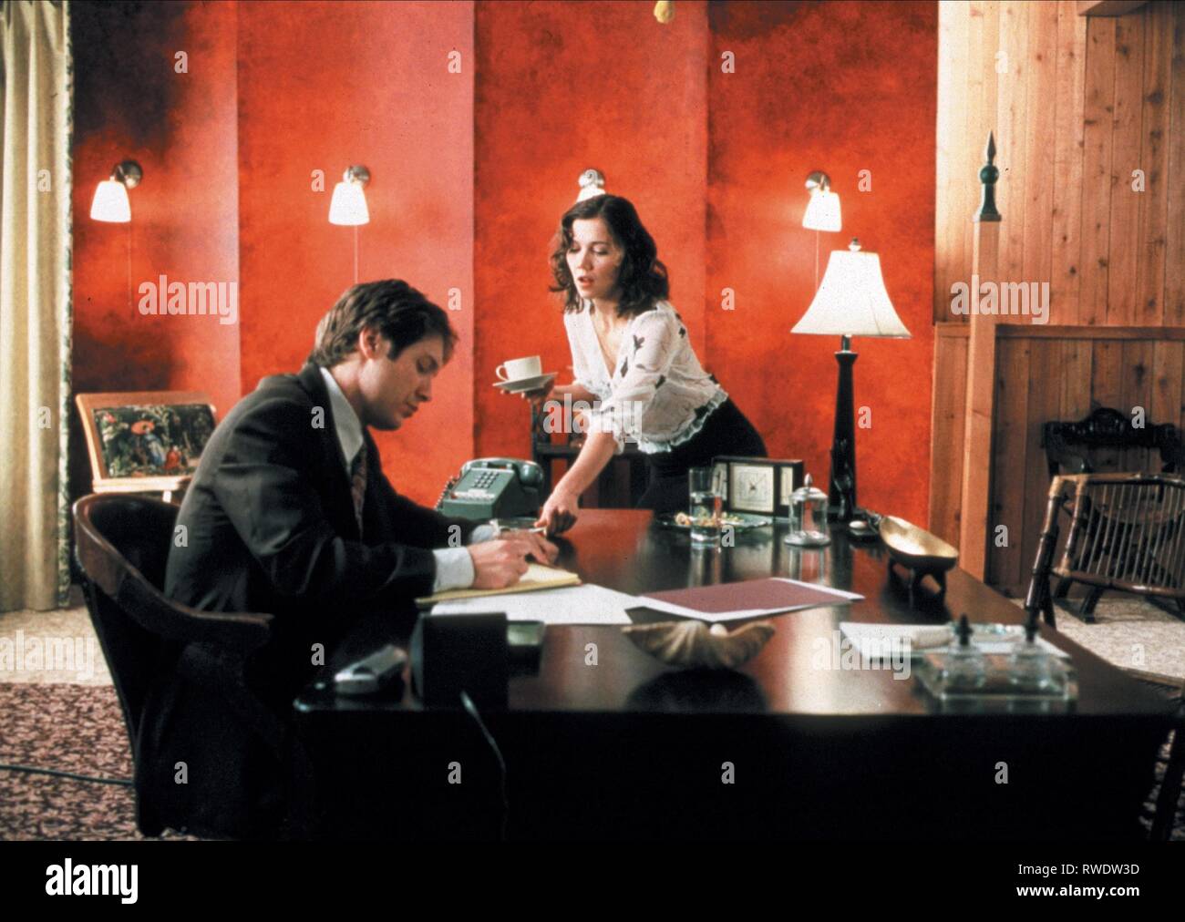 The Secretary Movie 2002 High Resolution Stock Photography and Images ...