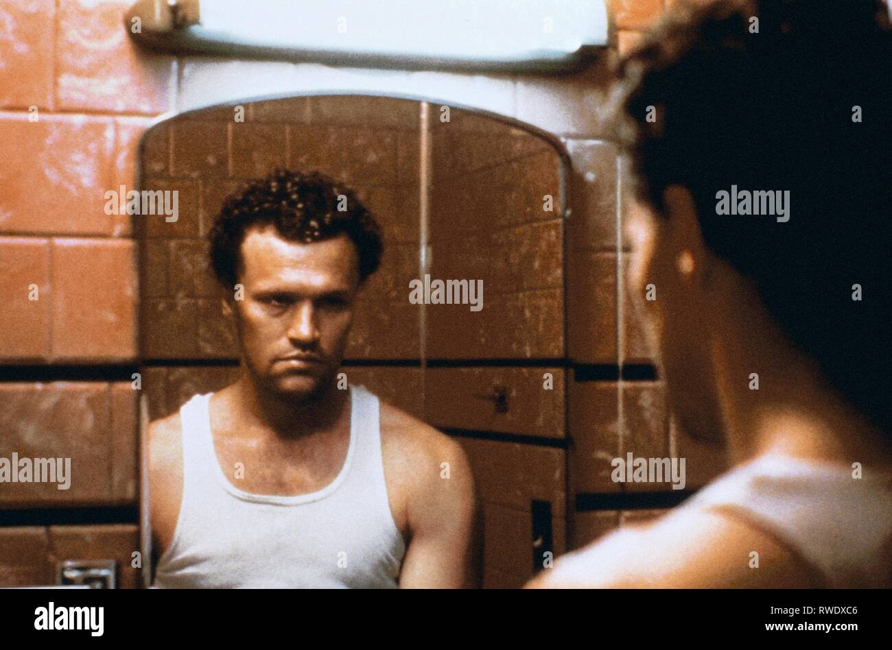 MICHAEL ROOKER, HENRY: PORTRAIT OF A SERIAL KILLER, 1986 Stock Photo ...