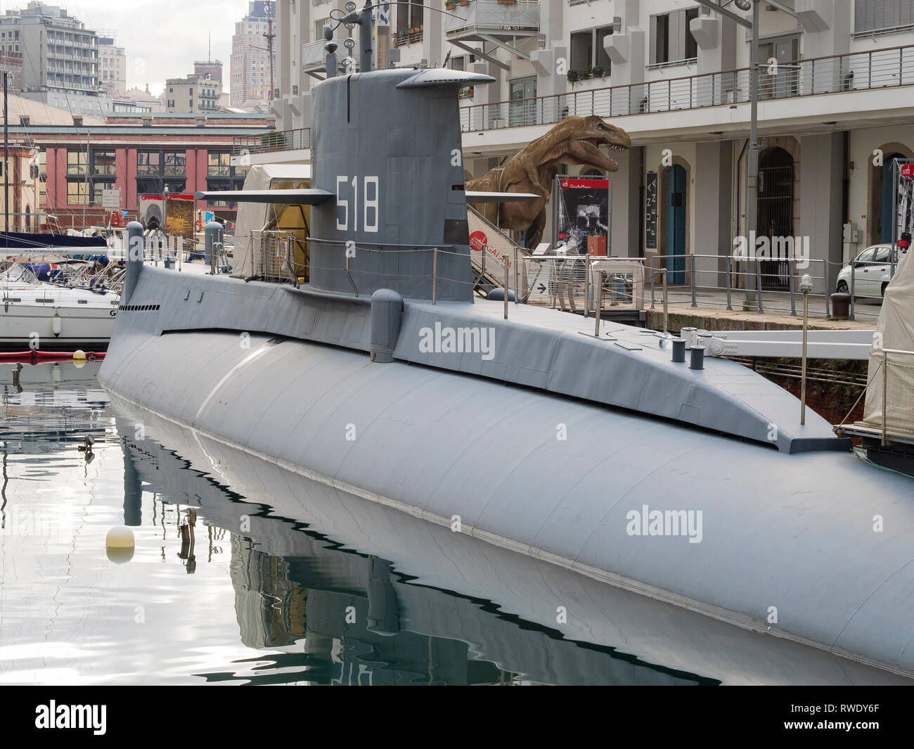 Submariner hi-res stock photography and images - Alamy