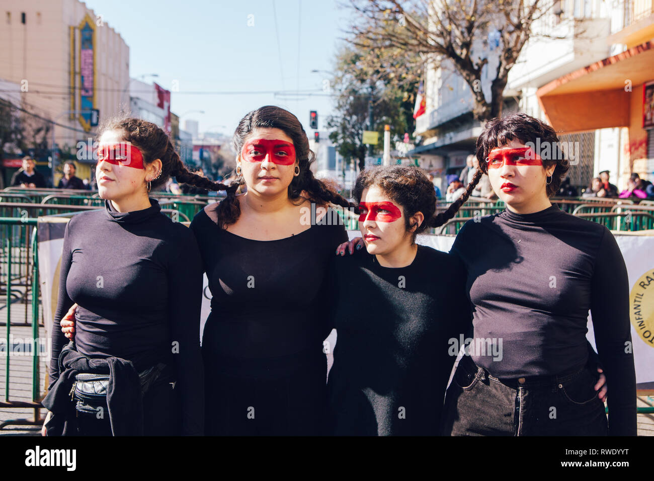 Womans women hi-res stock photography and images - Alamy