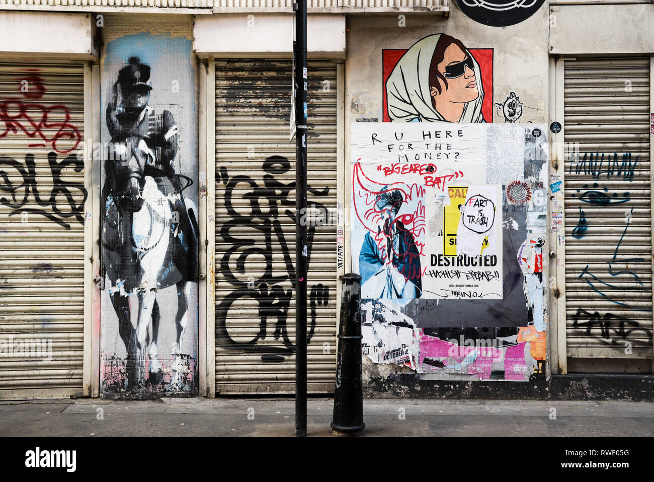 Graffiti Street Scene East End London, England Stock Photo - Alamy