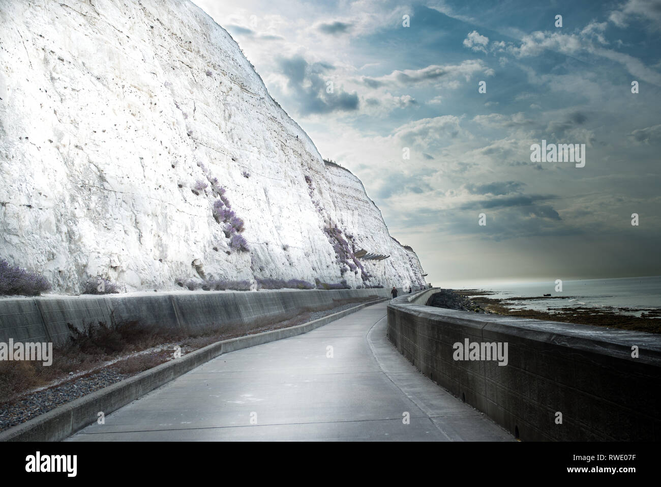 White Cliffs of the English Coastline Stock Photo - Alamy