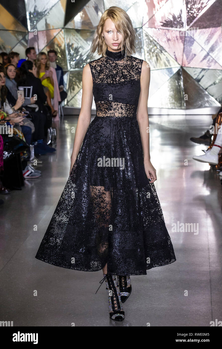 Garbo as model hi-res stock photography and images - Alamy