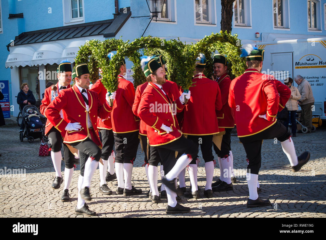 Guild dance hi-res stock photography and images - Alamy
