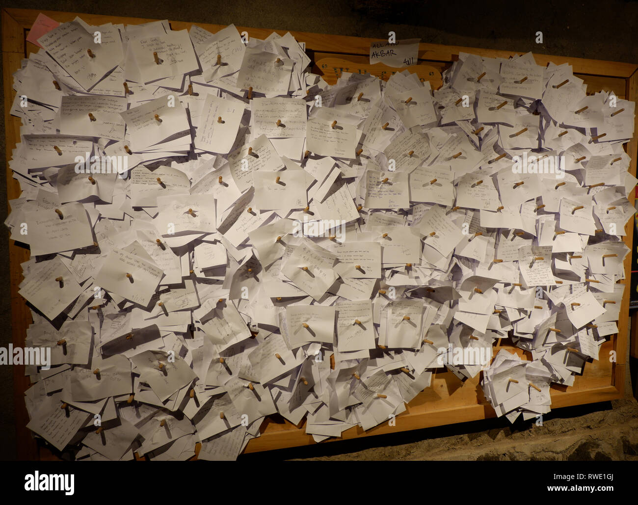 hopeful writing posts for reminders of life's purpose Stock Photo - Alamy