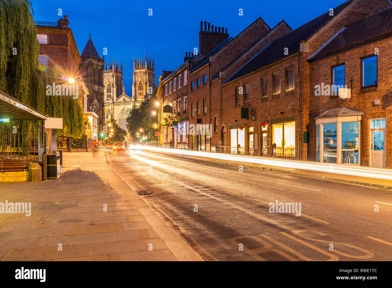 York minster Cathedral Sunset dusk, York, England UK Stock Photo - Alamy