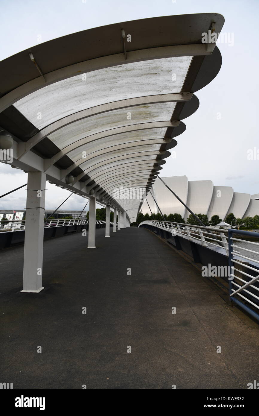 Bell's Bridge, pedestrian bridge spanning the River Clyde in Glasgow ...