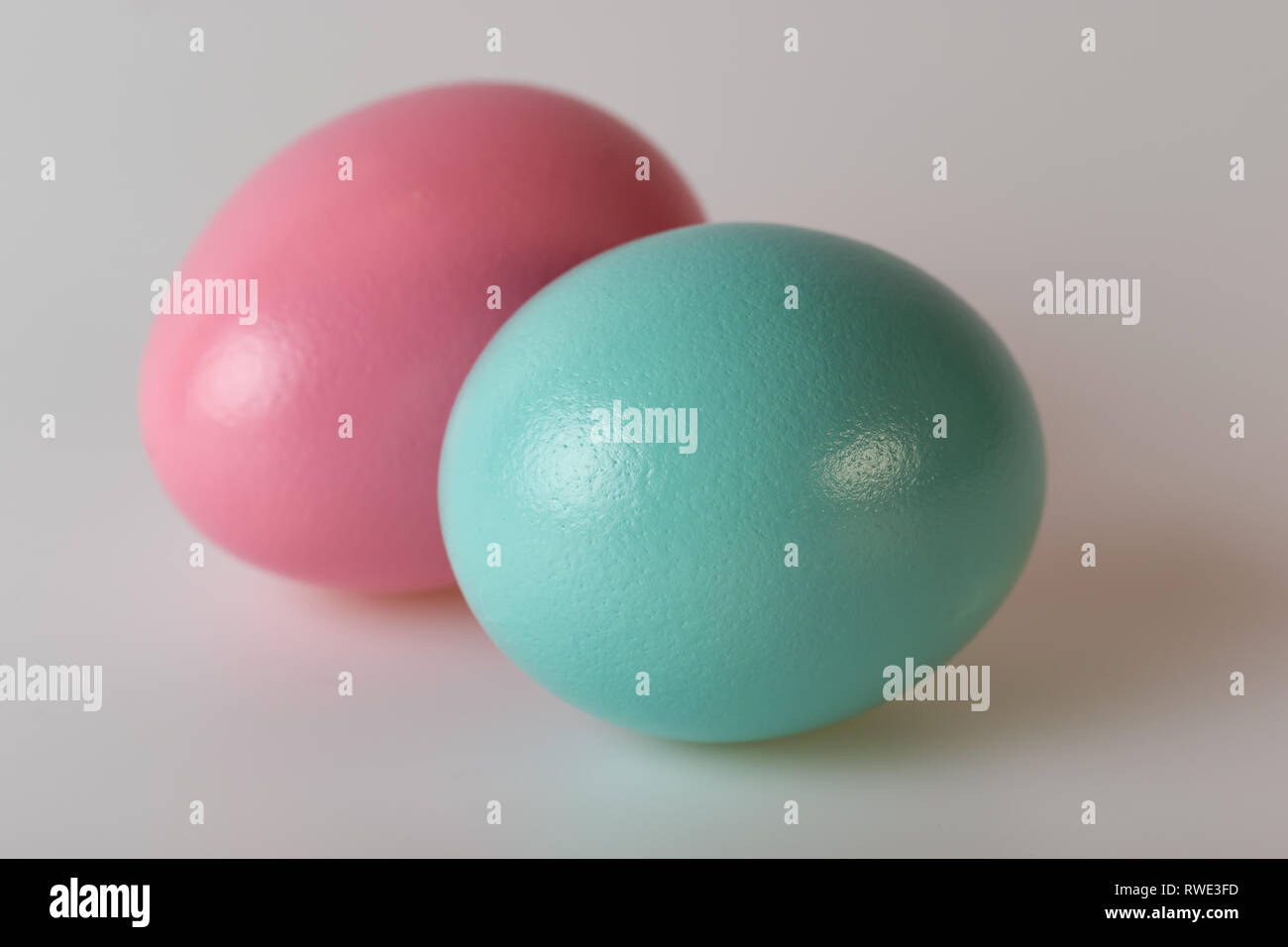 Grey easter egg hi-res stock photography and images - Alamy