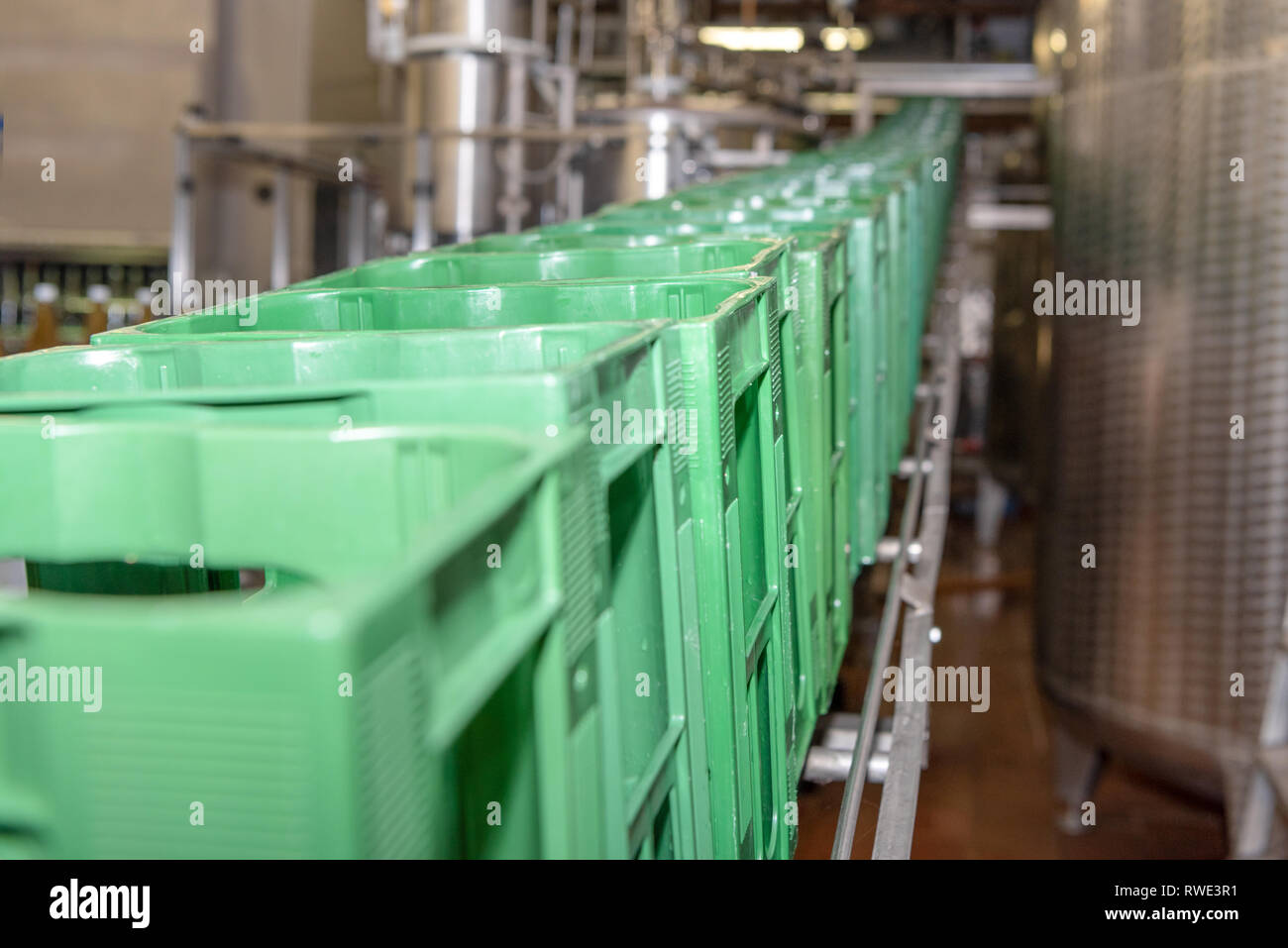 Empty water bottle conveyor belt hi-res stock photography and images ...