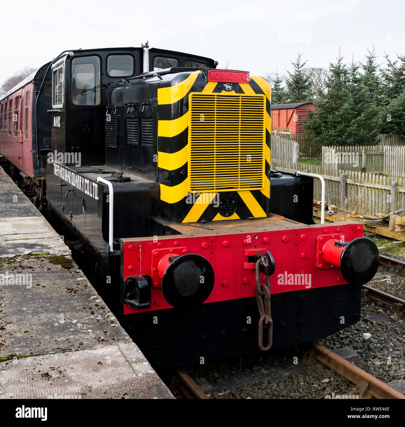 Diesel engine 1950s hi-res stock photography and images - Alamy