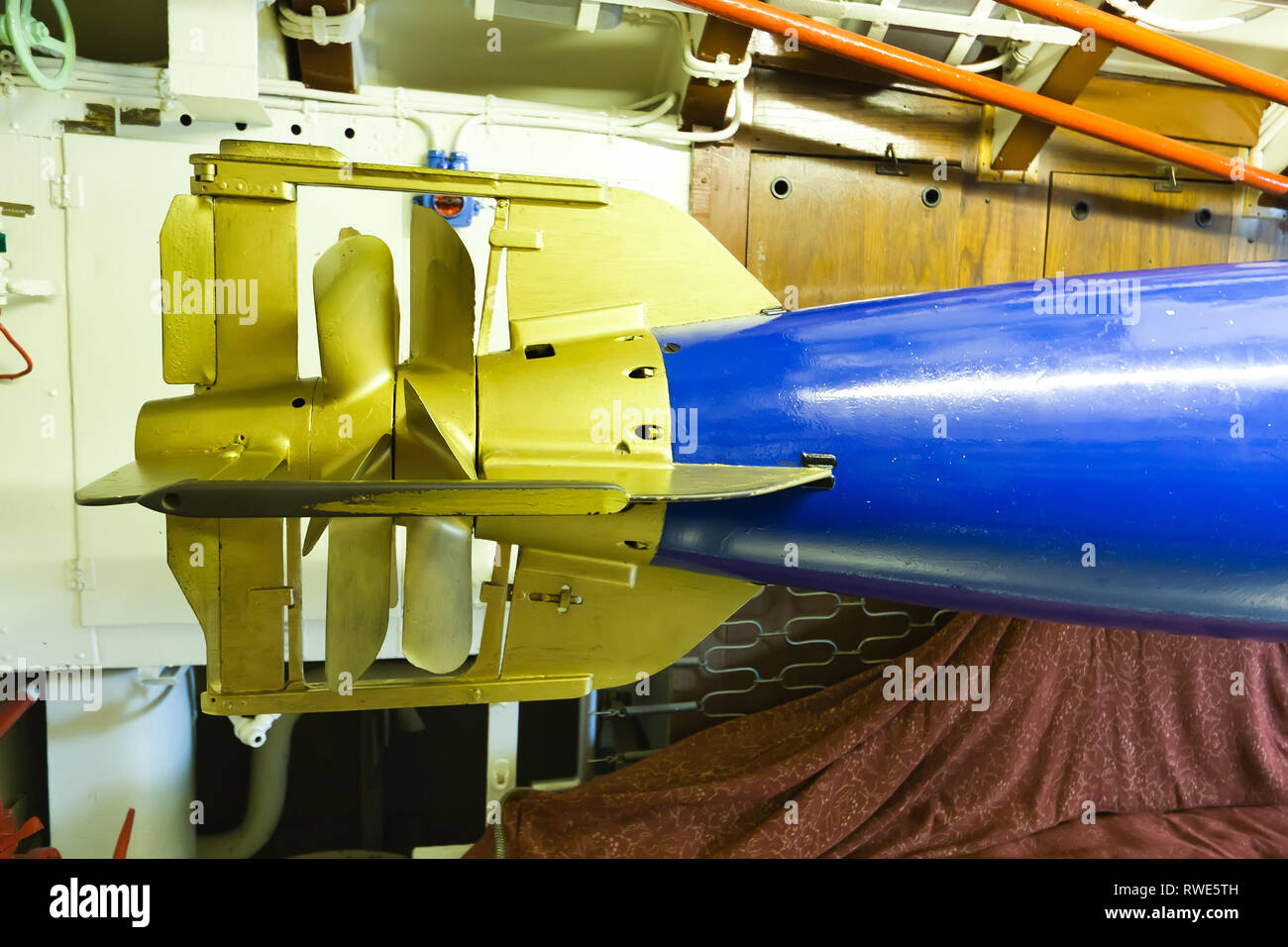 German world war 2 submarine type VIIC/41 - torpedo compartment - ultra ...