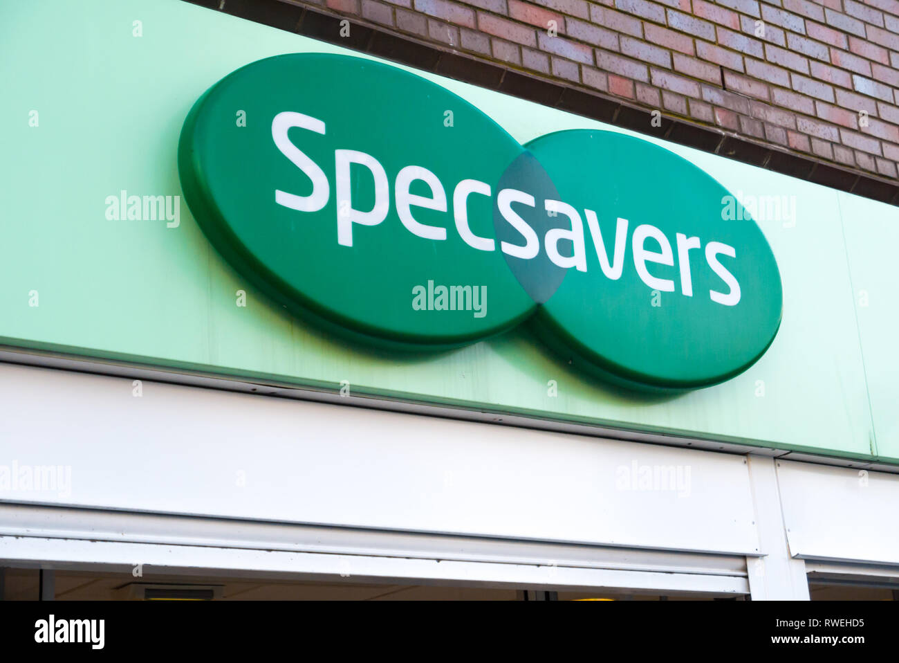 Specsavers logo hi-res stock photography and images - Alamy