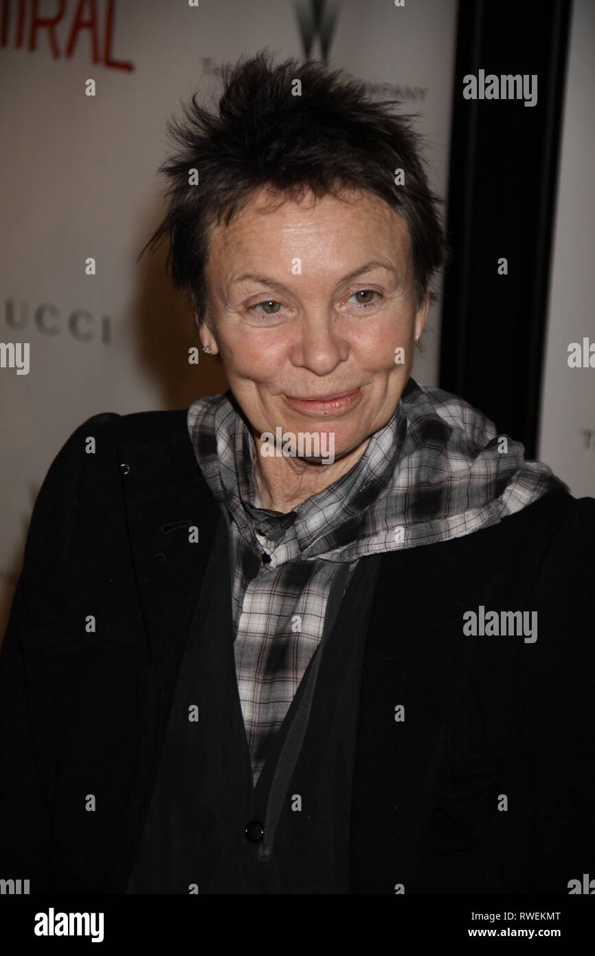 Laurie anderson hi-res stock photography and images - Alamy