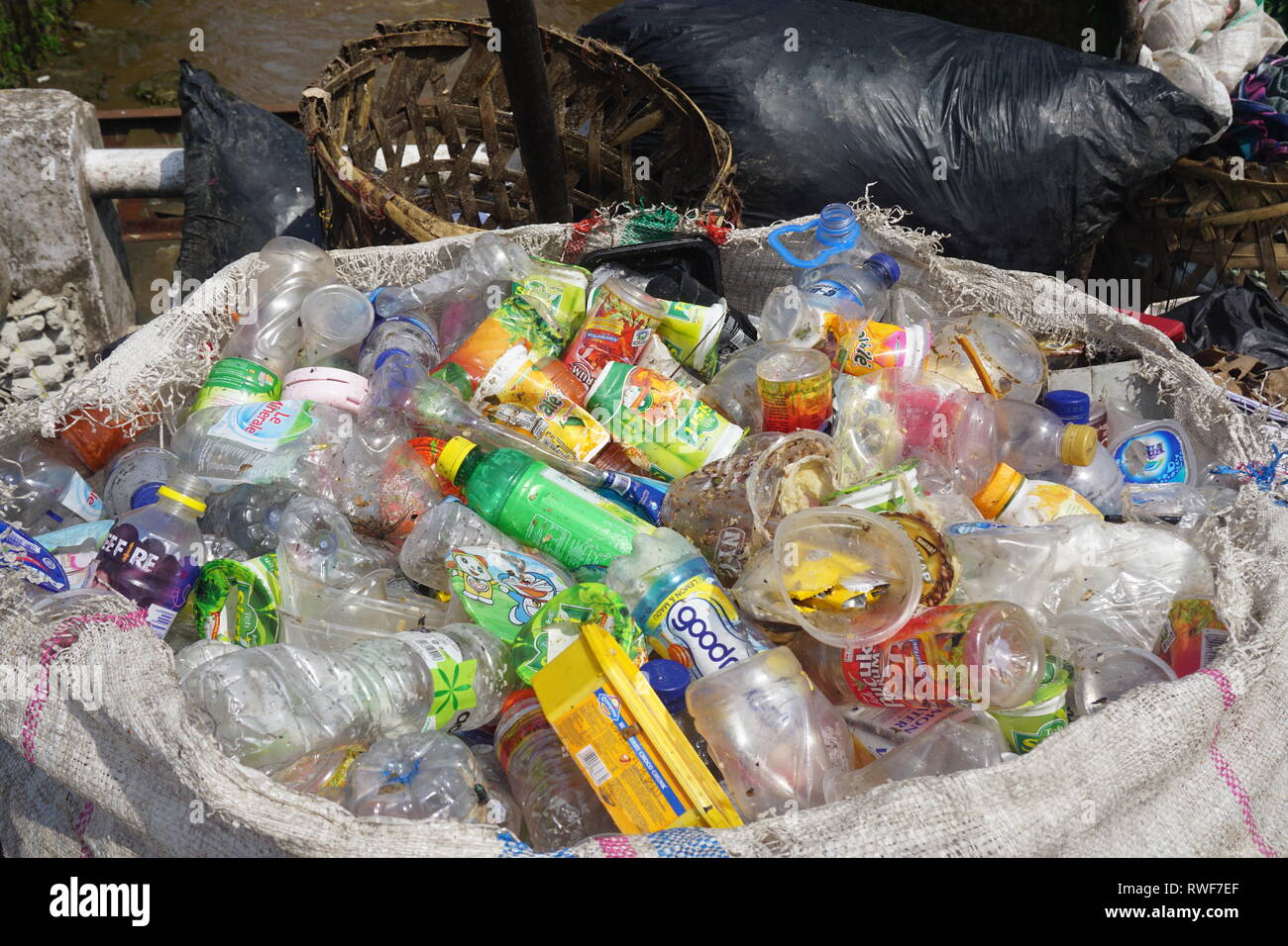 Bag of plastic bottle trash Stock Photo - Alamy