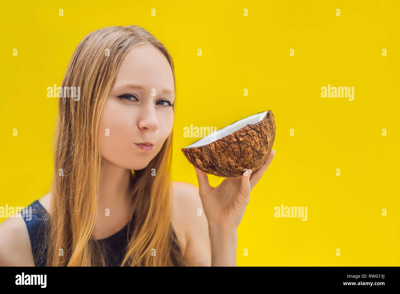 Oil pulling hi-res stock photography and images - Alamy