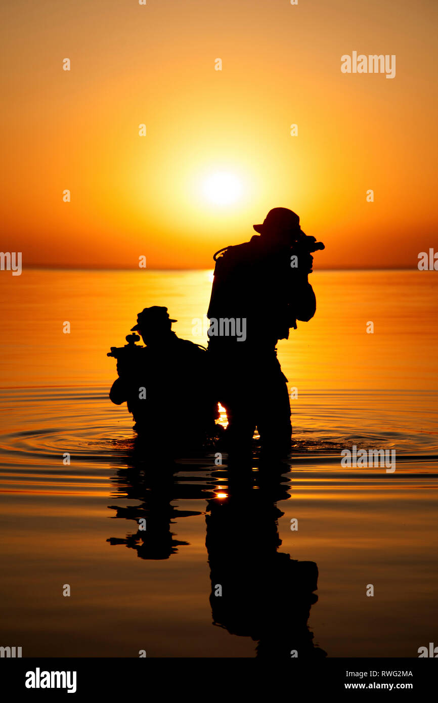 Warrior river water hi-res stock photography and images - Alamy