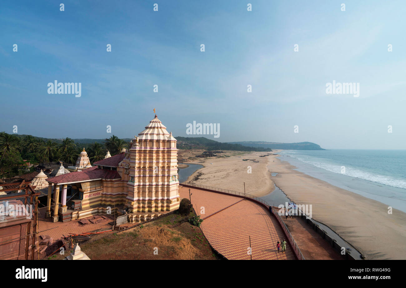 Kunkeshwar Temple, Sindhudurga, Maharashtra, India Stock Photo - Alamy