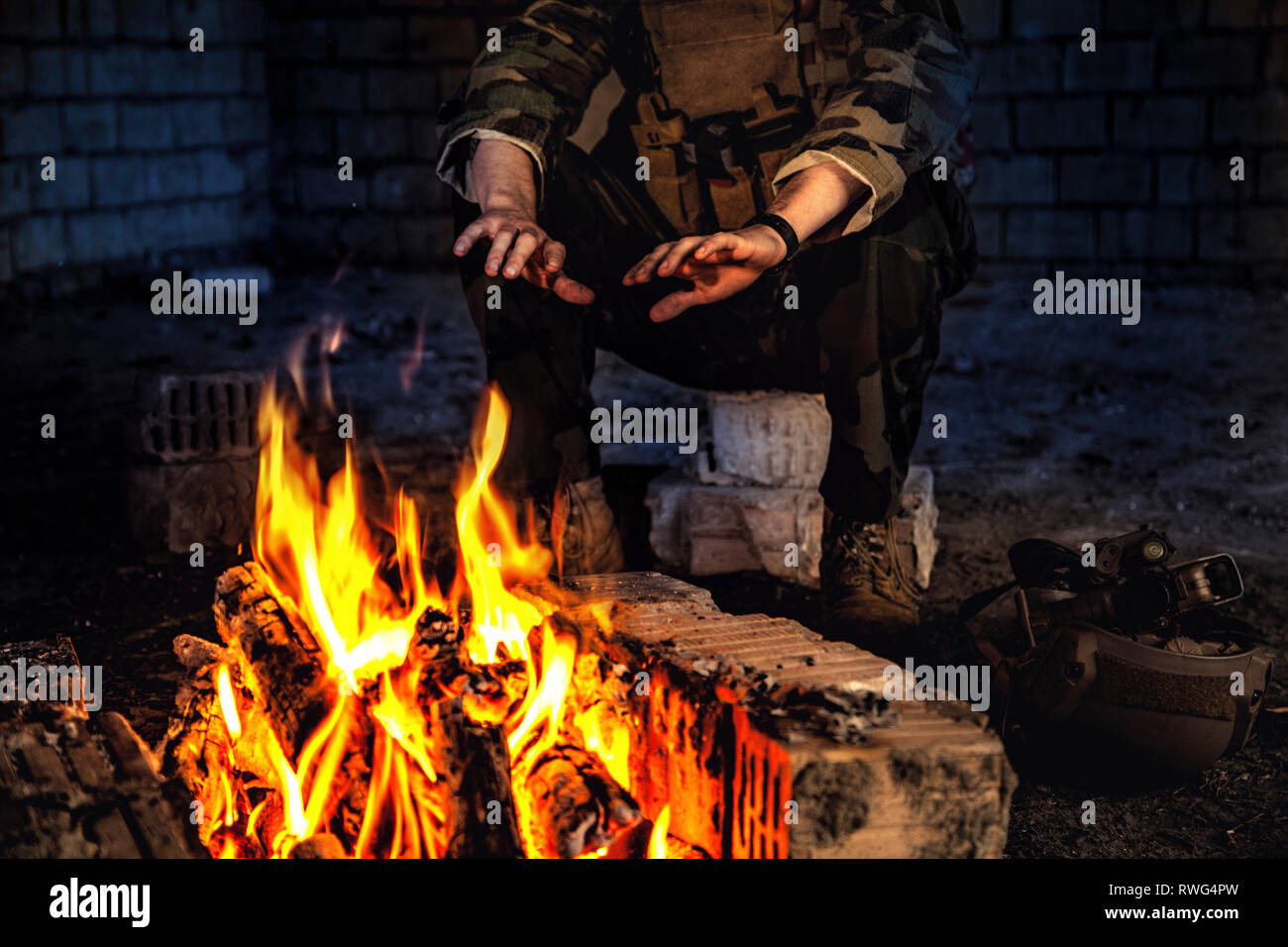 Combat ruins hi-res stock photography and images - Alamy