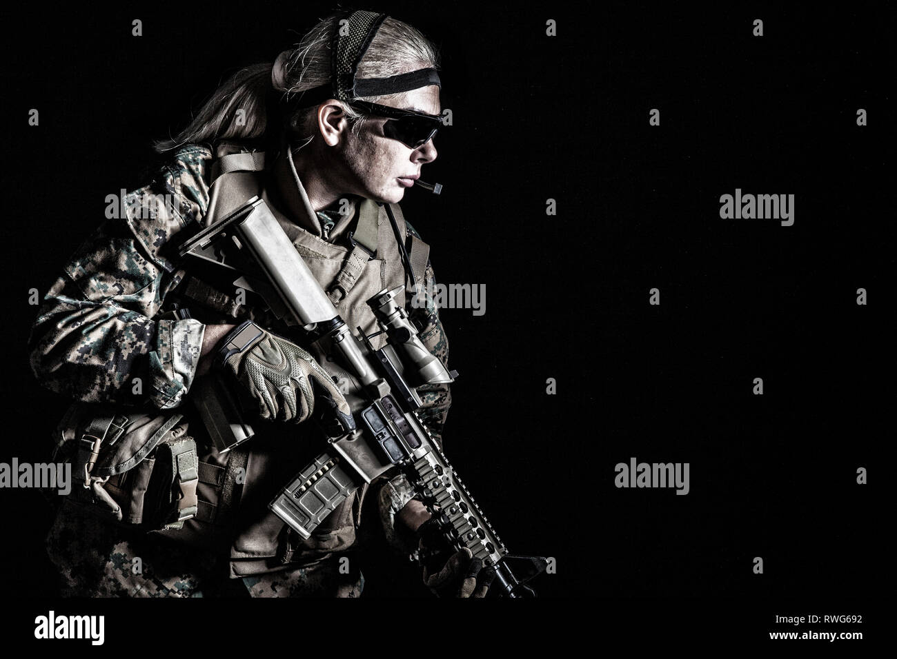 U s marines female hi-res stock photography and images - Alamy