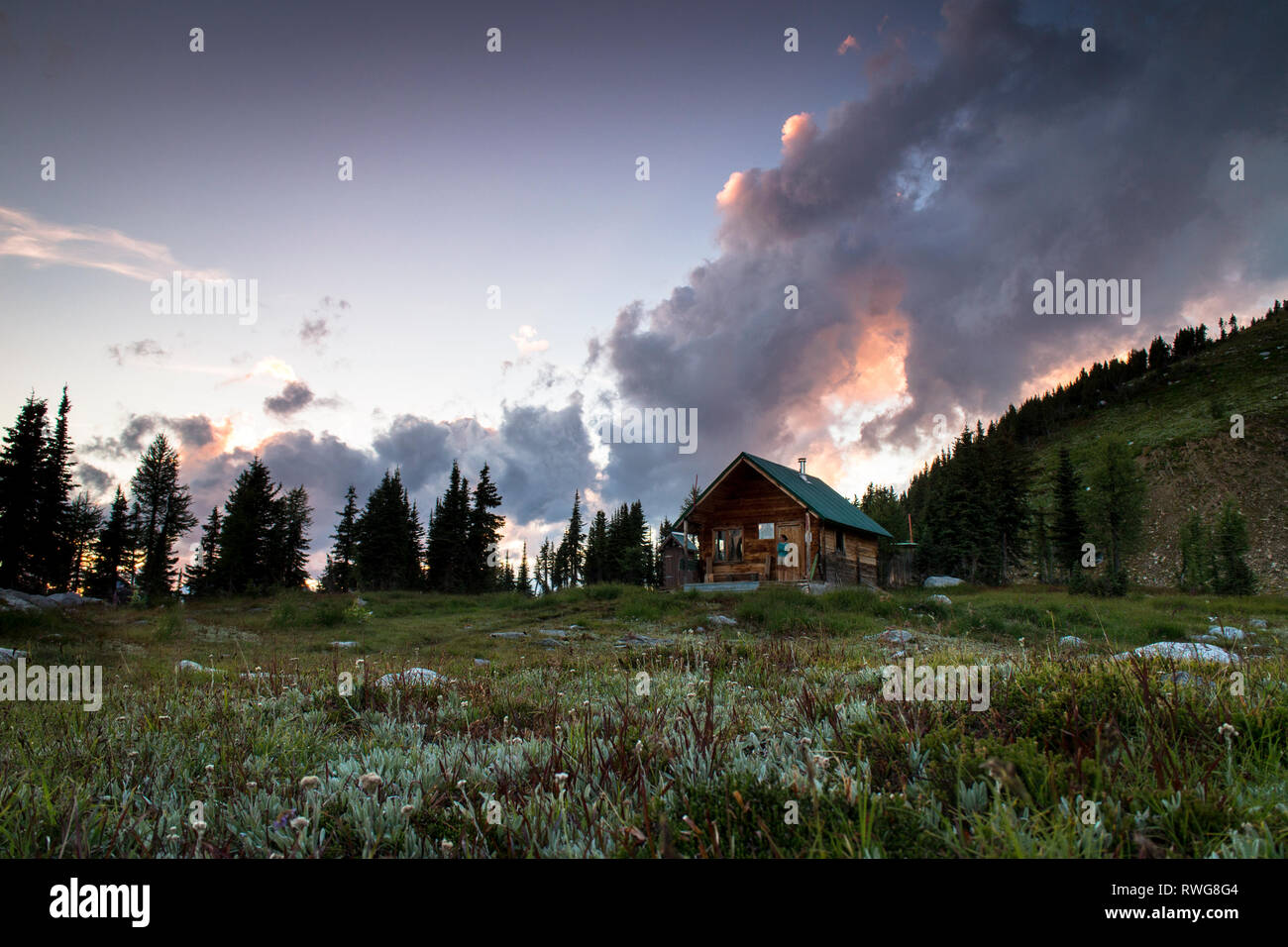 Jumbo pass hi-res stock photography and images - Alamy