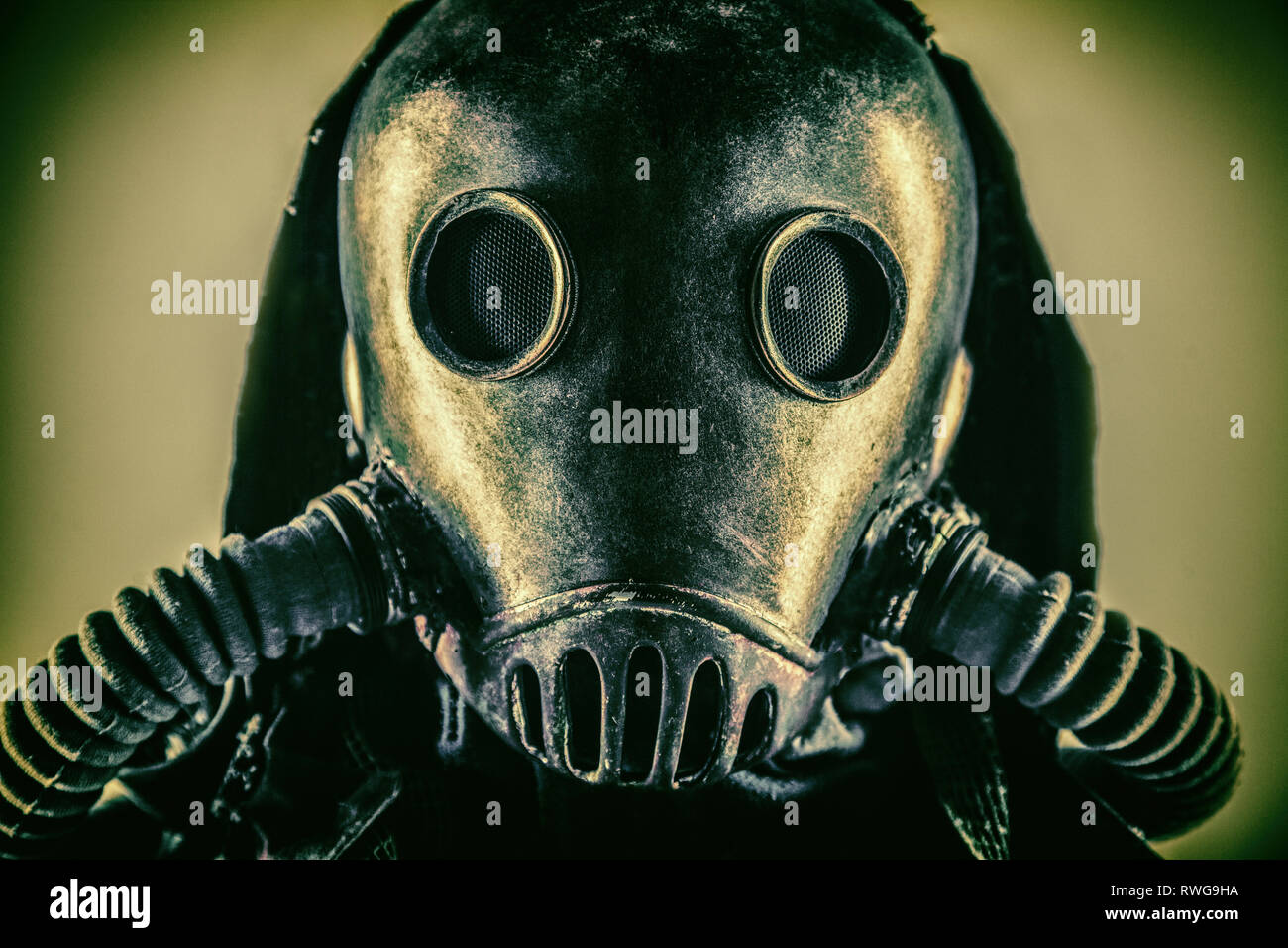 Close-up portrait of post-apocalypse survivor wearing rags and full ...