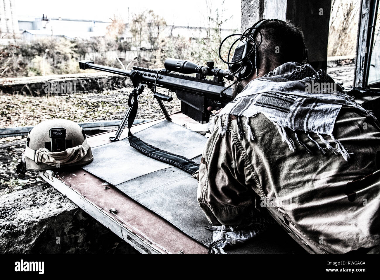 Sniper position hi-res stock photography and images - Alamy