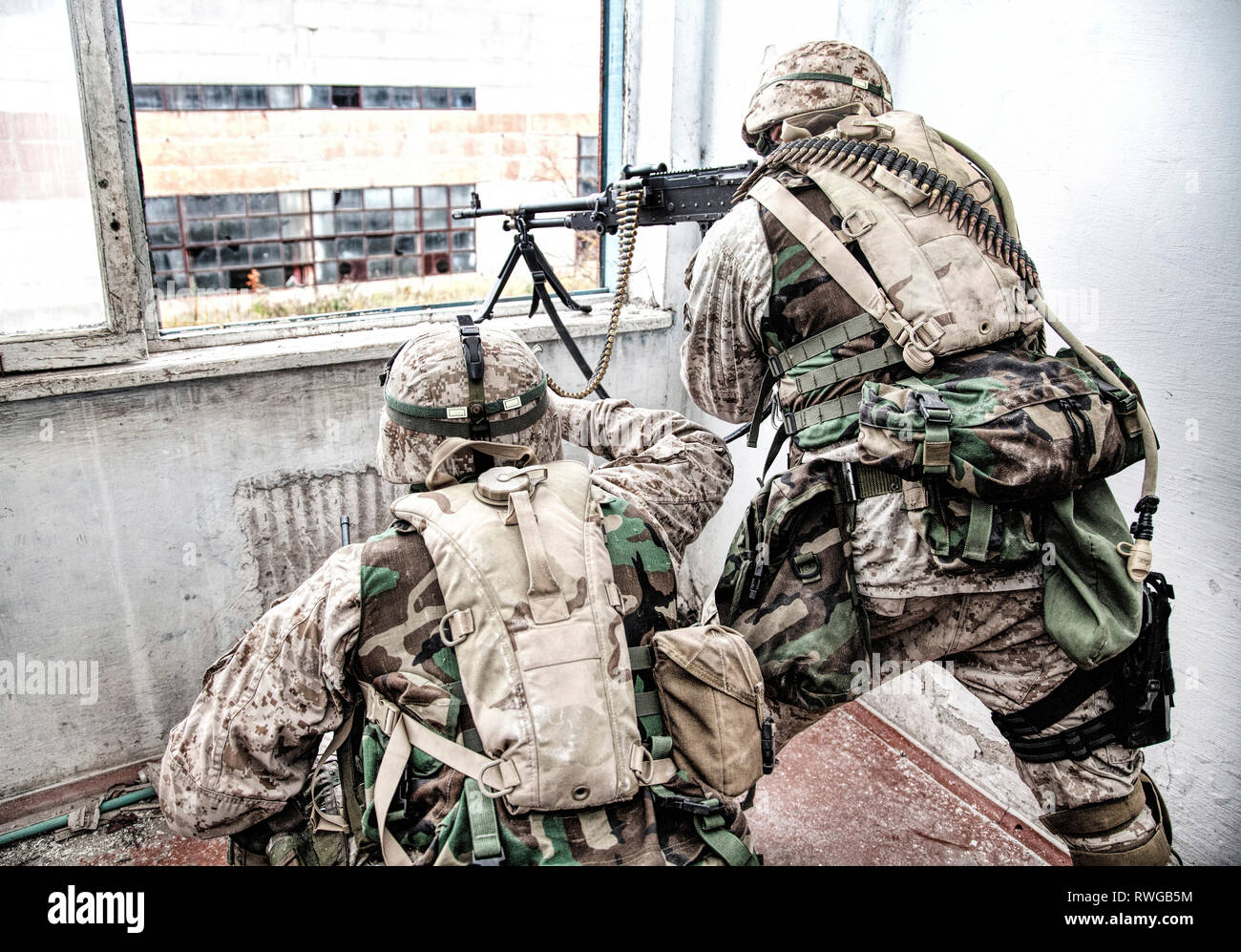 Suppressive fire hi-res stock photography and images - Alamy