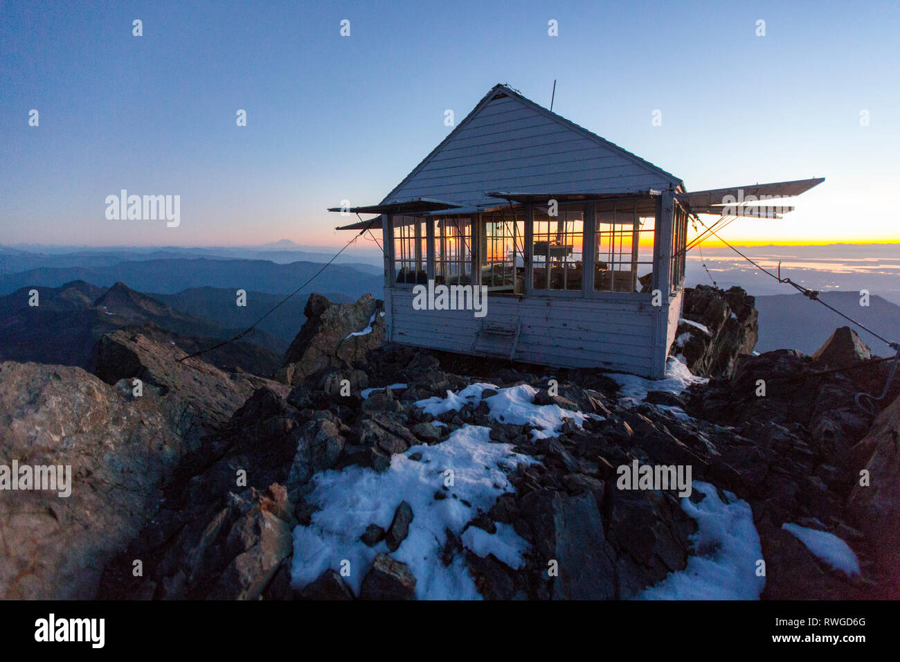 Three fingers fire lookout hi-res stock photography and images - Alamy