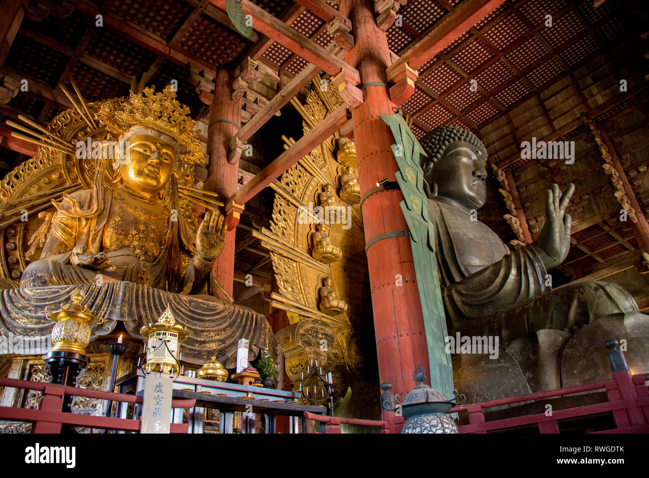 Inside of the todai ji temple hi-res stock photography and images - Alamy